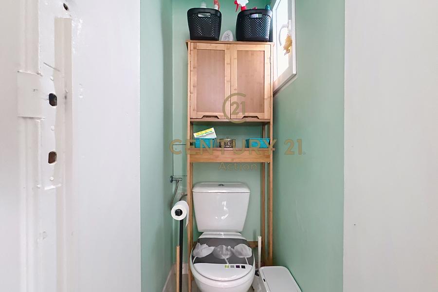 Appartement te koop in schaerbeek - € 175.000